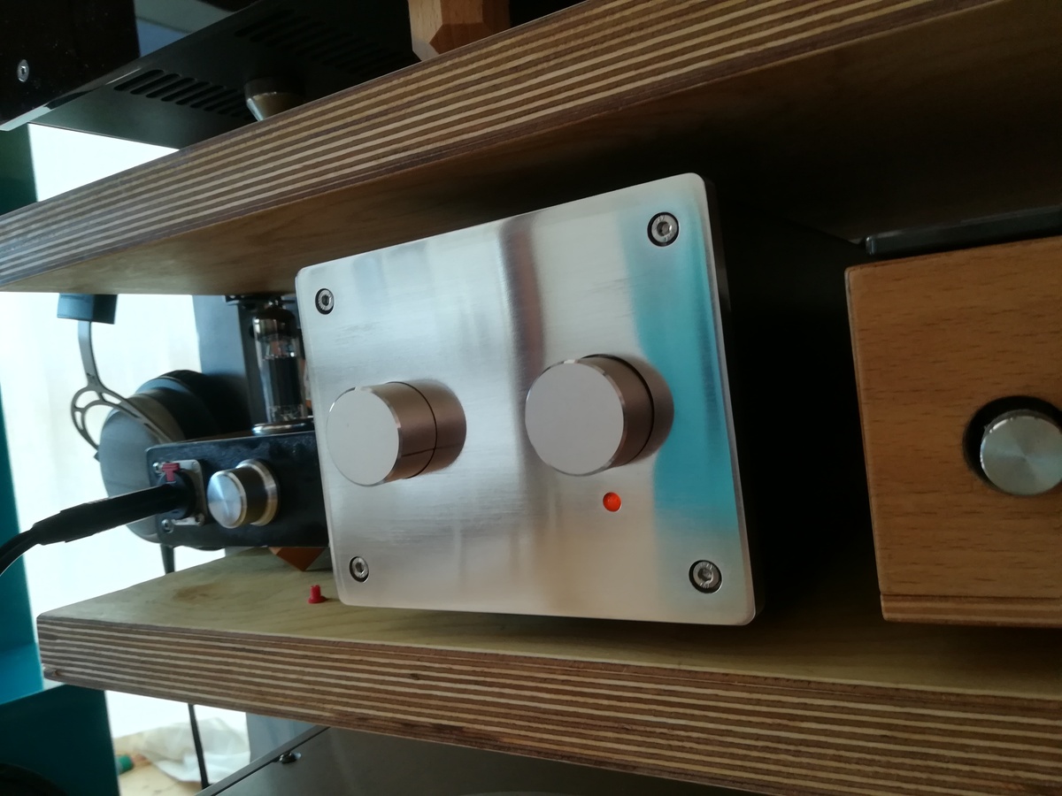 EAR 834 Clone nach Facelifting - Analogue Audio Association